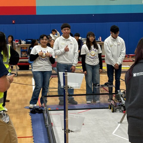 Robotics Welcomes a New Team: Luna – The Cardinal Post